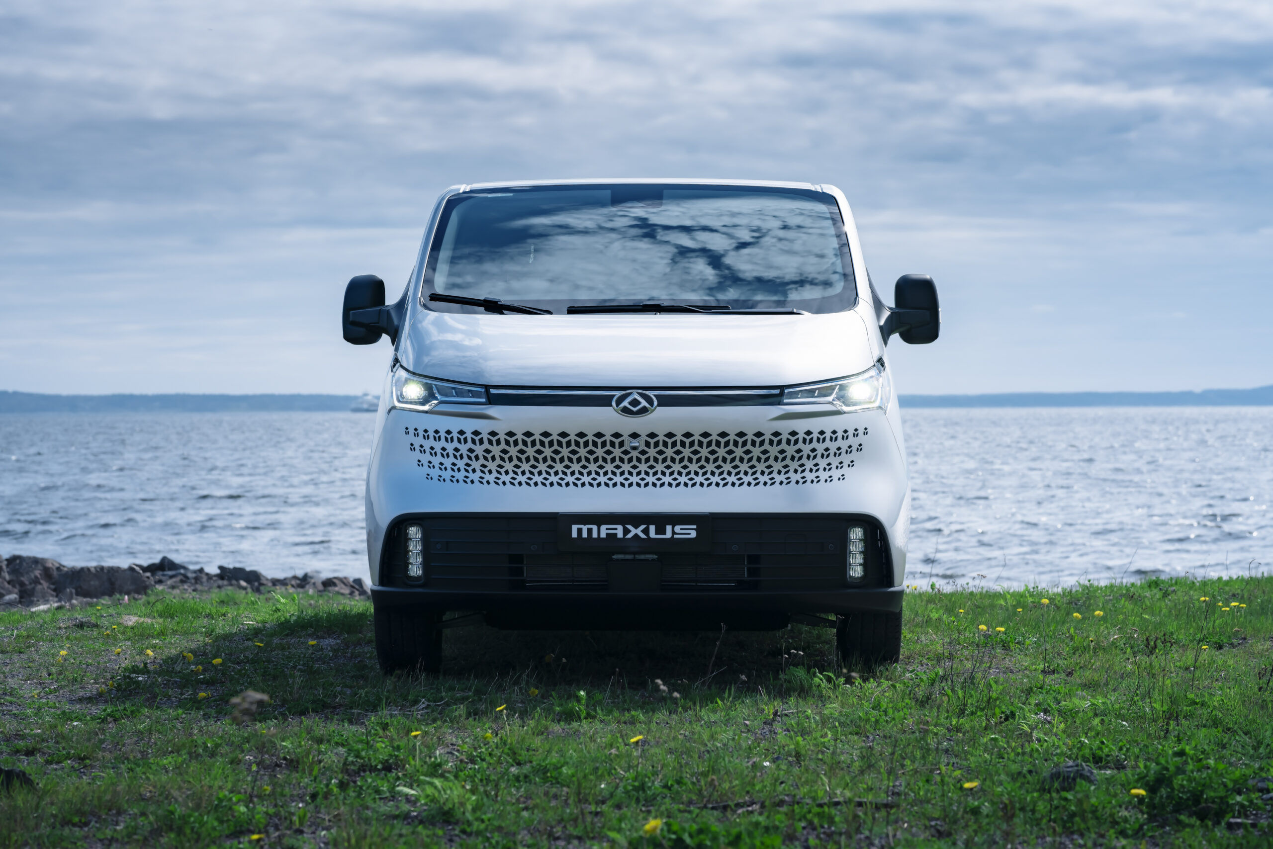 Nylanserade Maxus E-Deliver 7 - Ultimata arbetsbilen med fyrhjulsdrift ...